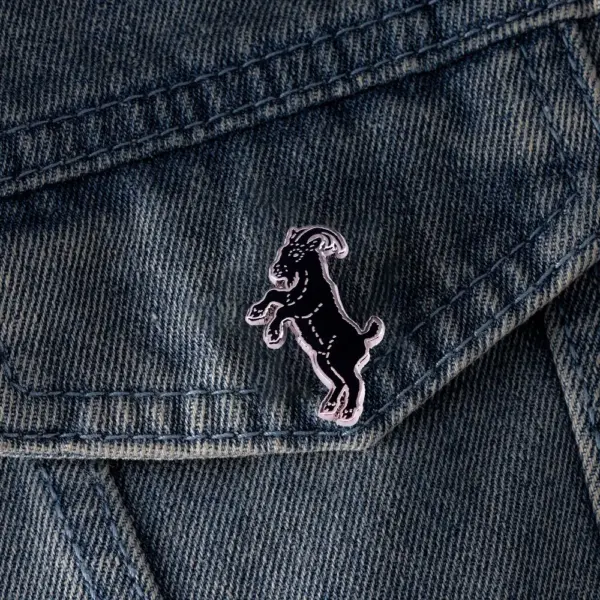 Black Phillip Goat Enamel Pin 3 cm | JakeSpecial
