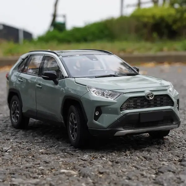 1:32 Scale Toyota RAV4 Alloy Diecast Model | JakeSpecial